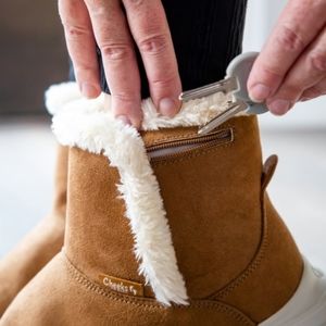Tony Little Cheeks | Shoes | Scotchgaurd Cheeks Fit Body Bootssneakers ...